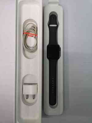 Buy Used & Refurbished Android Watches & Apple Watches Online in India