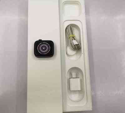 Buy Used & Refurbished Android Watches & Apple Watches Online in India