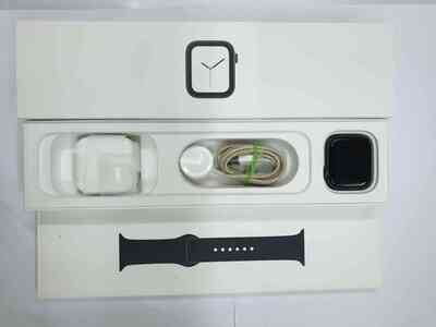 Buy Used & Refurbished Android Watches & Apple Watches Online in India