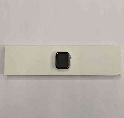 Buy Refurbished, Second Hand & Used Apple Watch | Sahivalue